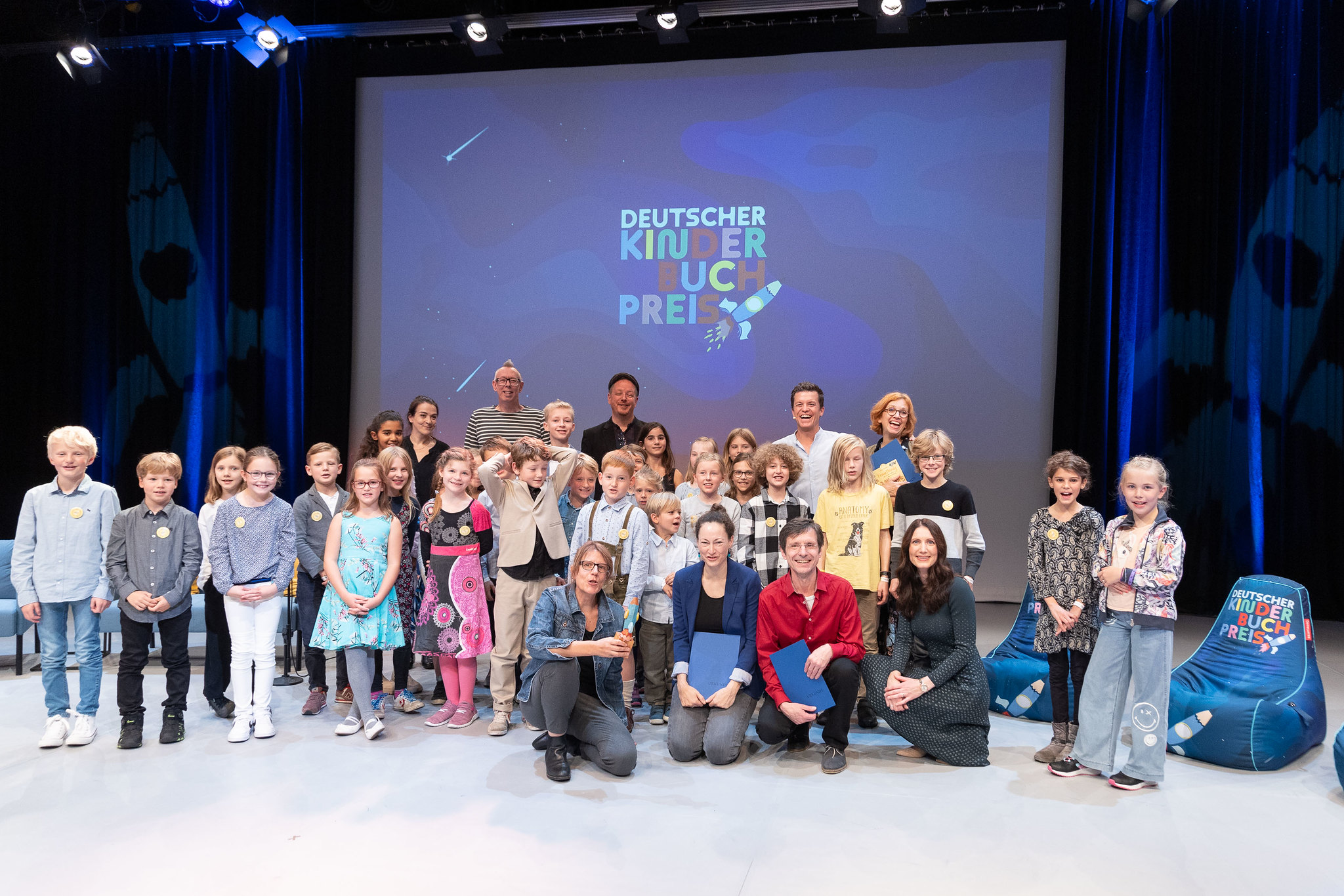 Deutscher Kinderbuchpreis geht an Lisa-Marie Dickreiter und Andreas ...