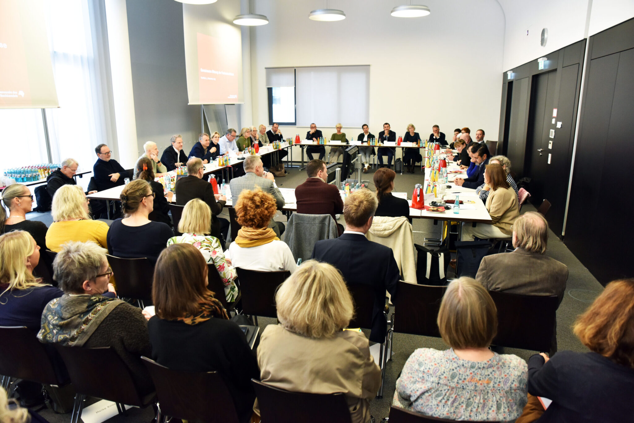 Neuordnung in der Verlagsgruppe Lübbe / Dr. Peter Lieger kommt / Josef Brauner neuer ...