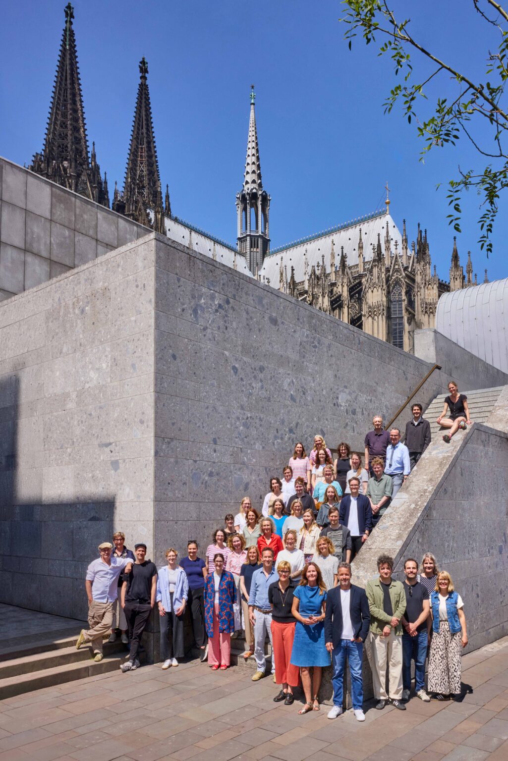 Umgeblättert heute: „Alles, was uns heute beschäftigt, zeichnet sich in ...